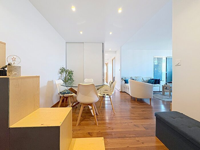 Appartement à vendre - Chevilly-Larue, Larue - 4 pièces - 3 chambres