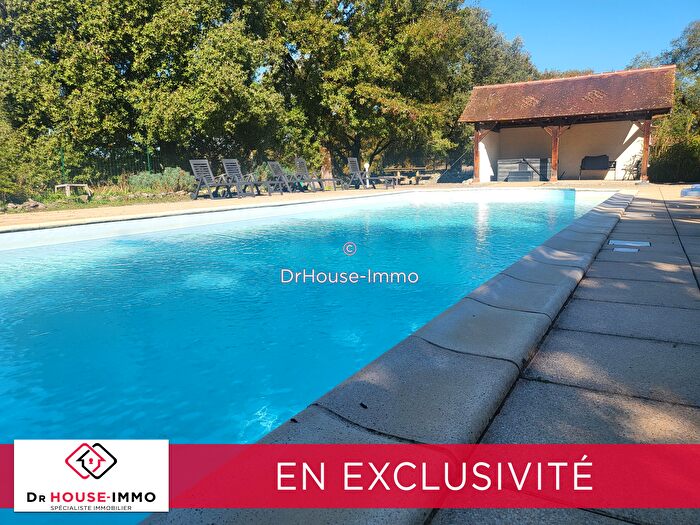 Martel : Maison 16 pièces à vendre
