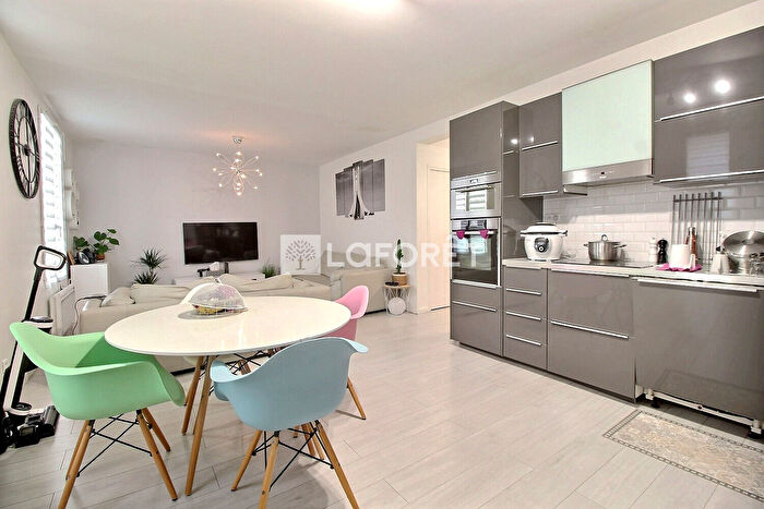 Appartement à vendre - Rueil-Malmaison, Mont Valerien - 4 pièces - 3 chambres