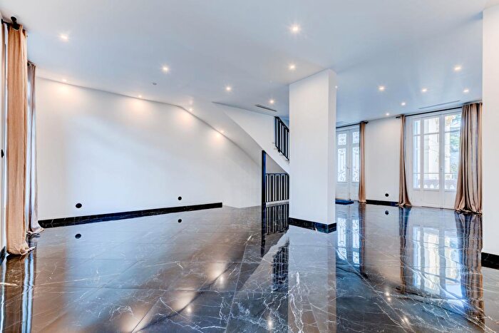 Maison à vendre - Nice, Le Ray - 6 pièces - 5 chambres