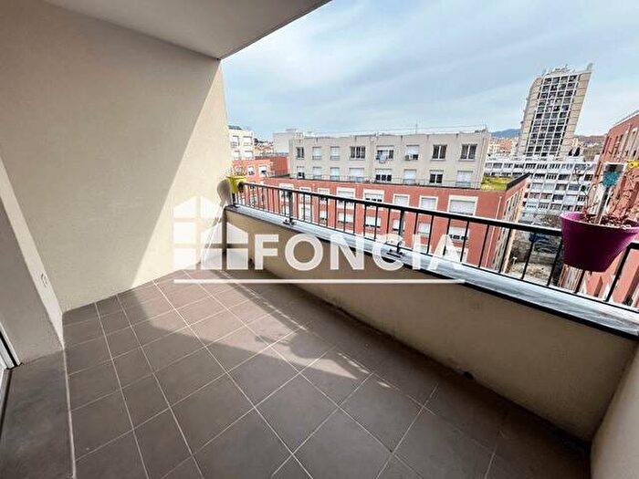 Appartement à louer - Saint Mauront, Marseille ème arrondissement - 2 pièces - 1 chambre