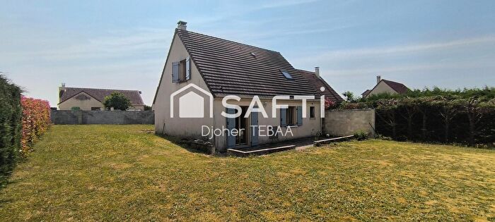 Maison à vendre - Courville-sur-Eure - 4 pièces - 2 chambres