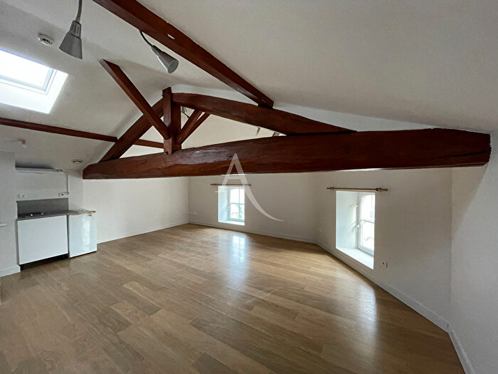 Appartement à louer - Maillezais - 2 pièces - 1 chambre