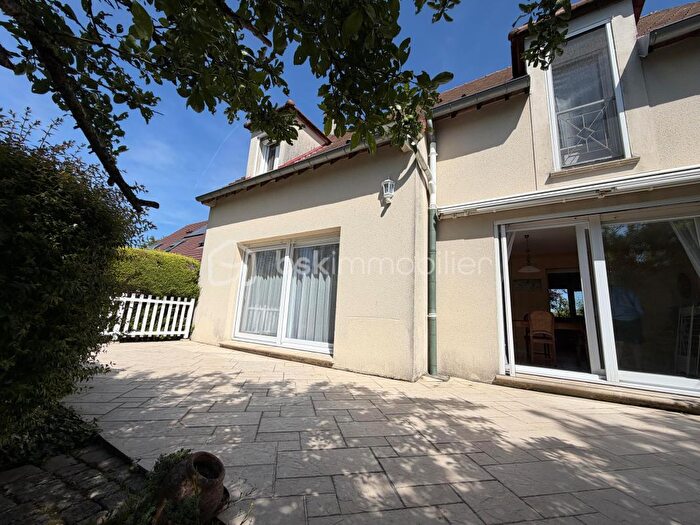 Maison 7 pièces à Saint-Michel-sur-Orge, Fontaine de l'Orme, à vendre