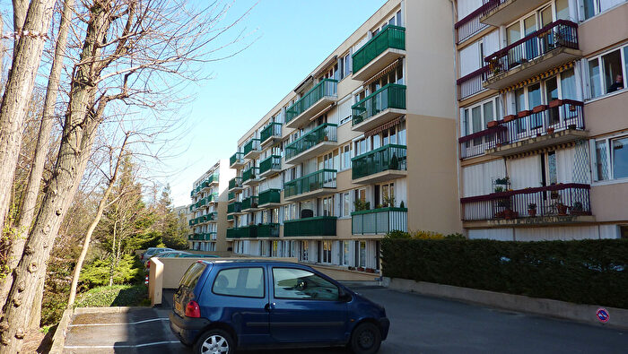 Appartement 4 pièces à vendre à Longjumeau, Centre-ville, Mairie