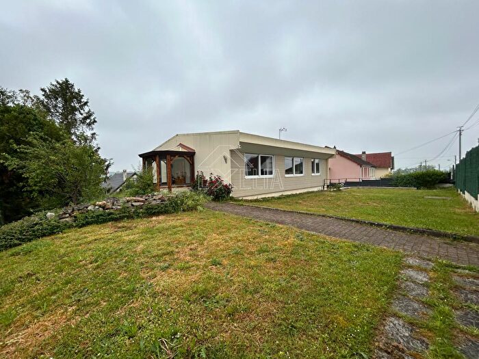 Bonnières-sur-Seine : Maison 6 pièces à vendre