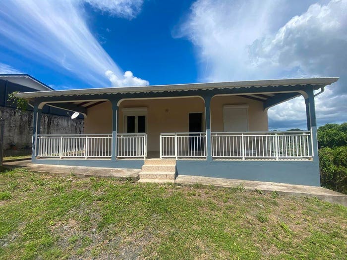 Maison 4 pièces à Baie-Mahault, à louer