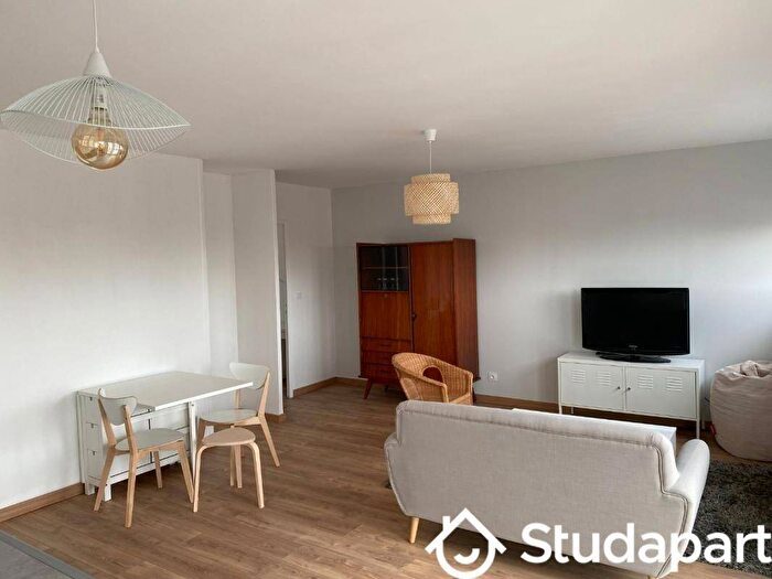 Maison à louer - Gratte Ciel, Villeurbanne - 3 pièces - 1 chambre