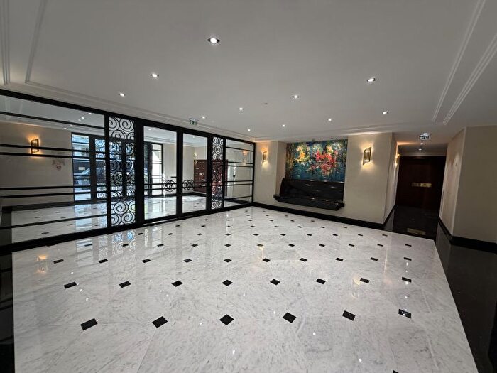 Appartement 2 pièces à vendre à Neuilly-sur-Seine