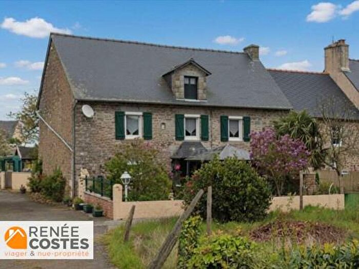 Maison 5 pièces à Ménéac, à vendre