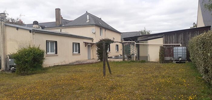 Maison à vendre - Baugé - 3 pièces - 2 chambres