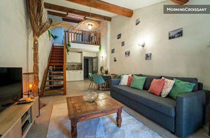 Centre Est, Uzès - Appartement 2 pièces à louer