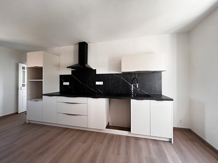 Maison 6 pièces à Rignac, à louer