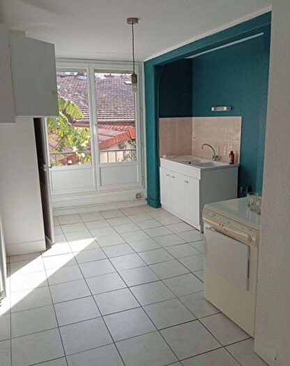 Appartement à louer - Saint-Étienne - 2 pièces - 1 chambre