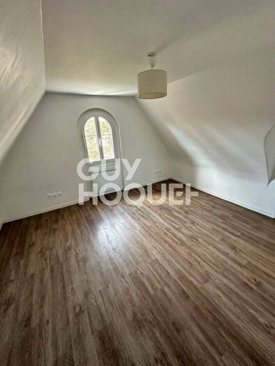 Appartement à louer - Sud-Bords de Marne-Foch, Chelles - 2 pièces - 1 chambre