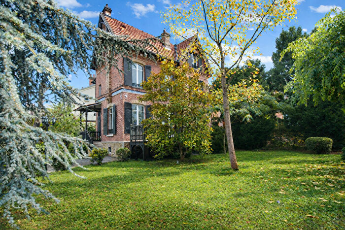 Maison 8 pièces à Chatou, Sud, à vendre