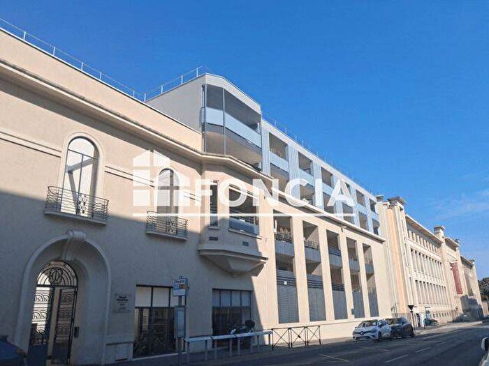 Appartement 1 pièce à louer - Esplanade, Nîmes