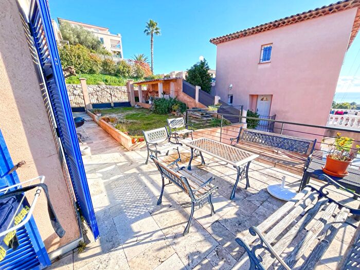 Maison à vendre - Nice, Saint-Pierre de Feric - 5 pièces - 4 chambres