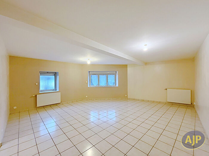 Appartement à louer - Cholet, Leclerc - 4 pièces - 3 chambres