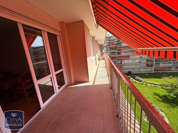 Appartement 4 pièces à Le Mans, Saint-Aldric, à louer