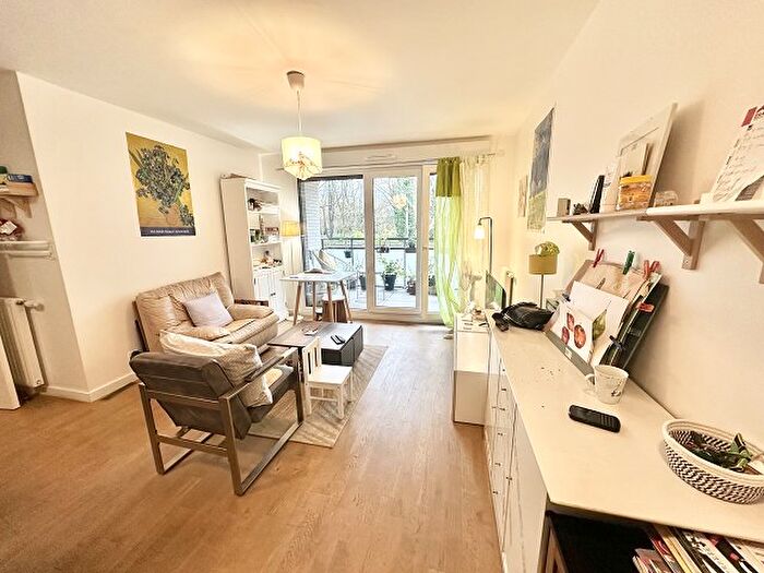 Appartement à vendre - Créteil - 3 pièces - 2 chambres