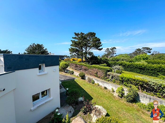 Maison à vendre - Pleumeur-Bodou - 5 pièces - 3 chambres