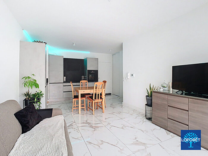 Appartement à vendre - Champigny-sur-Marne, Coeuilly Village Parisien - 3 pièces - 2 chambres