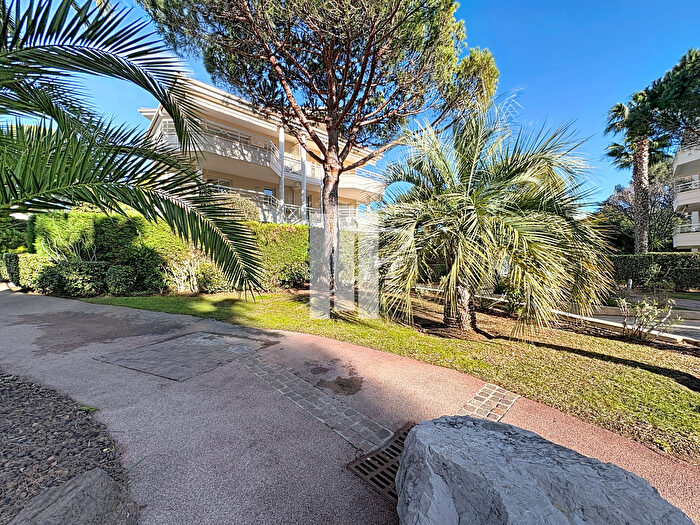 Appartement à vendre - Saint-Raphaël, Boulouris - 5 pièces - 3 chambres