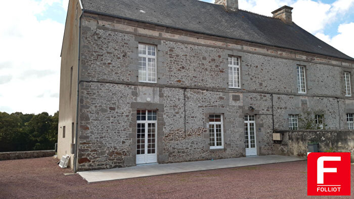 Maison à louer - Contrières - 4 pièces - 3 chambres