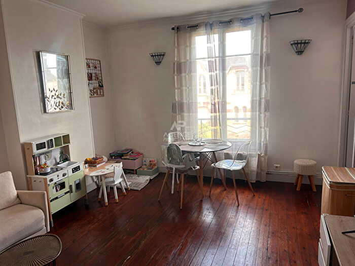 Maisons-Laffitte, Ouest - Appartement 2 pièces à vendre