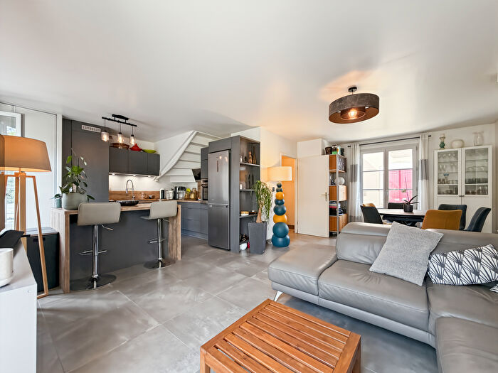 Maison 5 pièces à Servon, à vendre