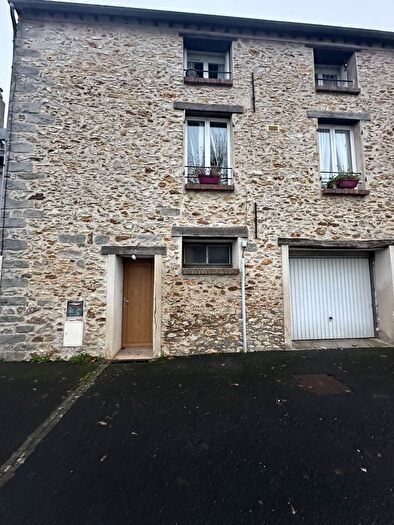 Appartement 4 pièces à louer à Saint-Germain-Laxis