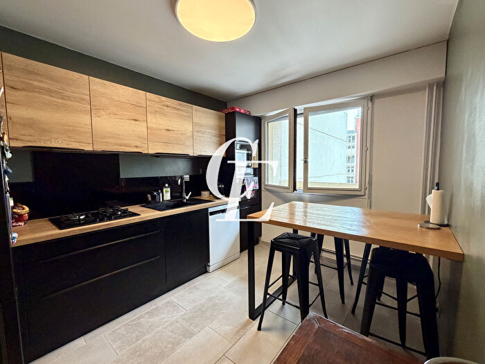 Appartement à vendre - Saint-Étienne - 4 pièces - 2 chambres