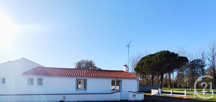 Maison à vendre - Commequiers - 5 pièces - 3 chambres