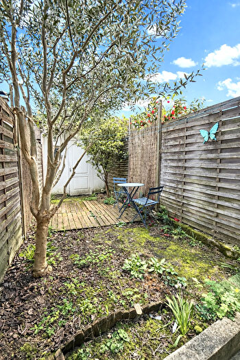 Appartement à vendre - Noisy-le-Sec, Centre-ville, Gare - 2 pièces - 1 chambre