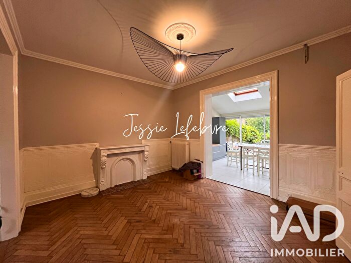 Maison 5 pièces à vendre à Saint-Étienne-au-Mont