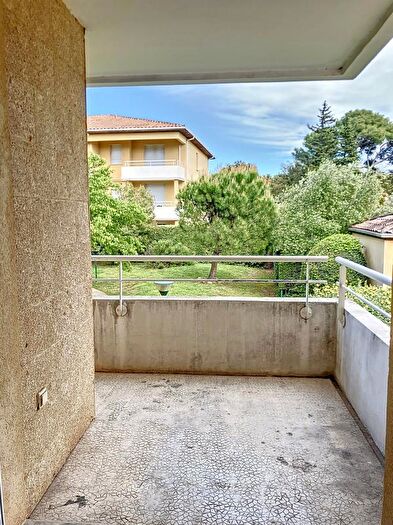 Appartement à louer - Morières-lès-Avignon - 2 pièces - 1 chambre