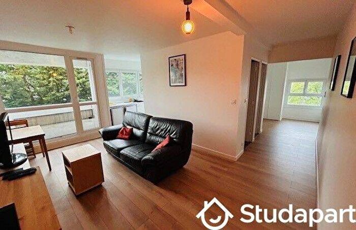 Appartement à louer - Anjou, Les Ulis - 1 pièce