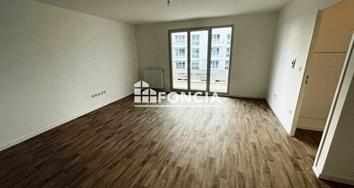 Centre-Entre Deux Gares, Mantes-la-Ville - Appartement 2 pièces à louer