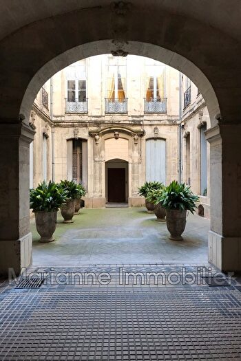 Appartement à louer - Montpellier, Centre historique - 1 pièce