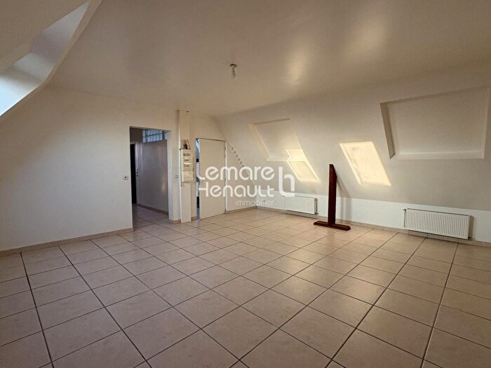 Appartement 4 pièces à Abondant, à vendre
