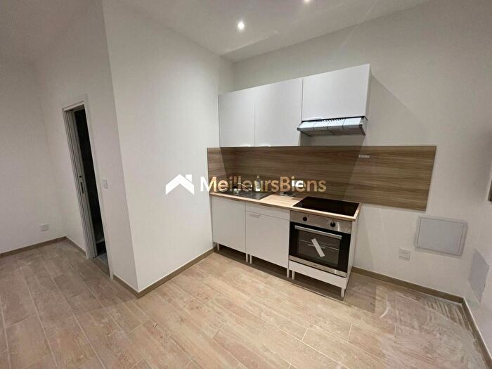 Appartement à vendre - Saint-Étienne, Saint-Roch, Vivaraize, Valbenoite, Centre Deux - 2 pièces - 2 chambres