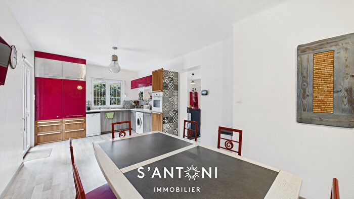 Maison à vendre - Sérignan - 6 pièces - 4 chambres