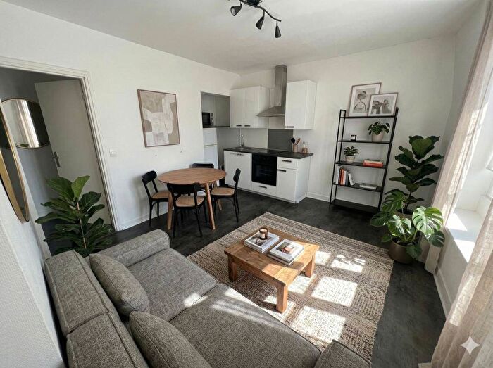 Appartement à louer - Vieux Lille - 3 pièces - 2 chambres