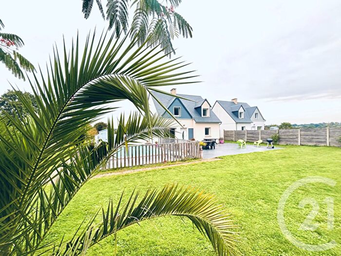 Maison à vendre - Jullouville - 5 pièces - 4 chambres