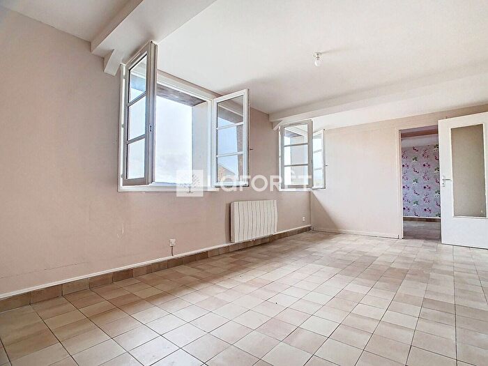 Appartement 3 pièces à louer à Cavees Est, Caudebec-lès-Elbeuf
