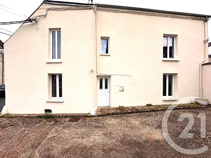 Maison 5 pièces à Angerville, à vendre