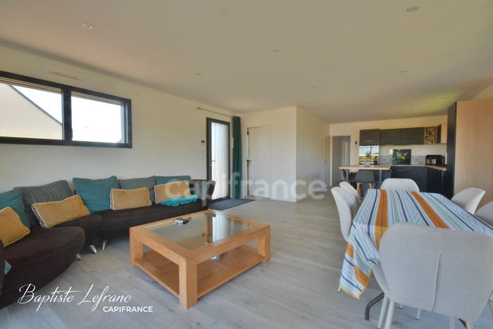 Maison 7 pièces à Beaufort-en-Vallée, à vendre