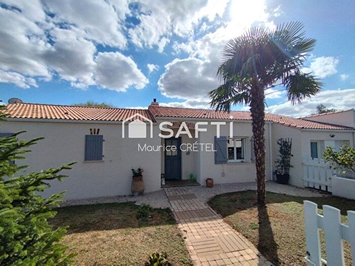 Maison 5 pièces à vendre - Saint-Martin-des-Noyers