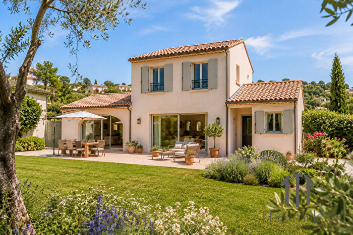 Antibes - Maison 5 pièces à vendre